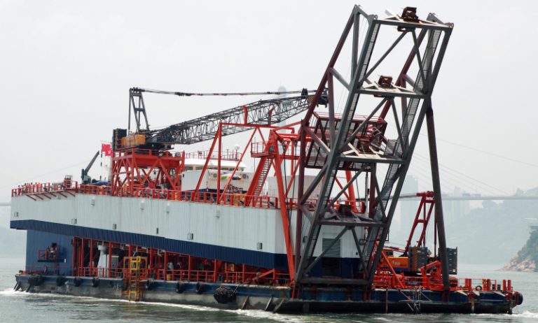 Pipelay Barge Archives - MarineTags