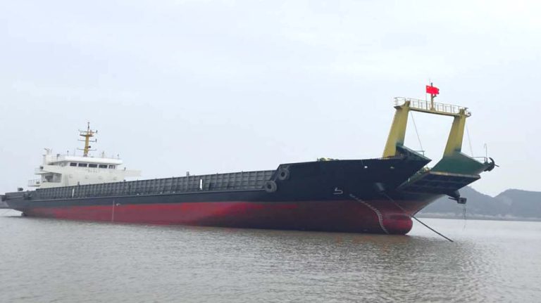 5000 DWT LCT For Sale - MarineTags